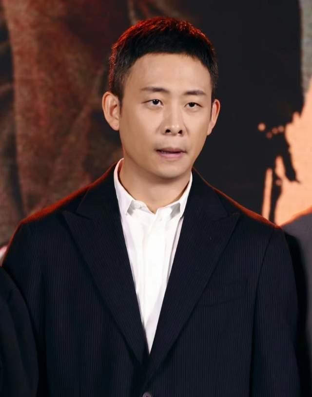 Zhang Yi's marriage crisis: from a loving couple to parting ways - iMedia