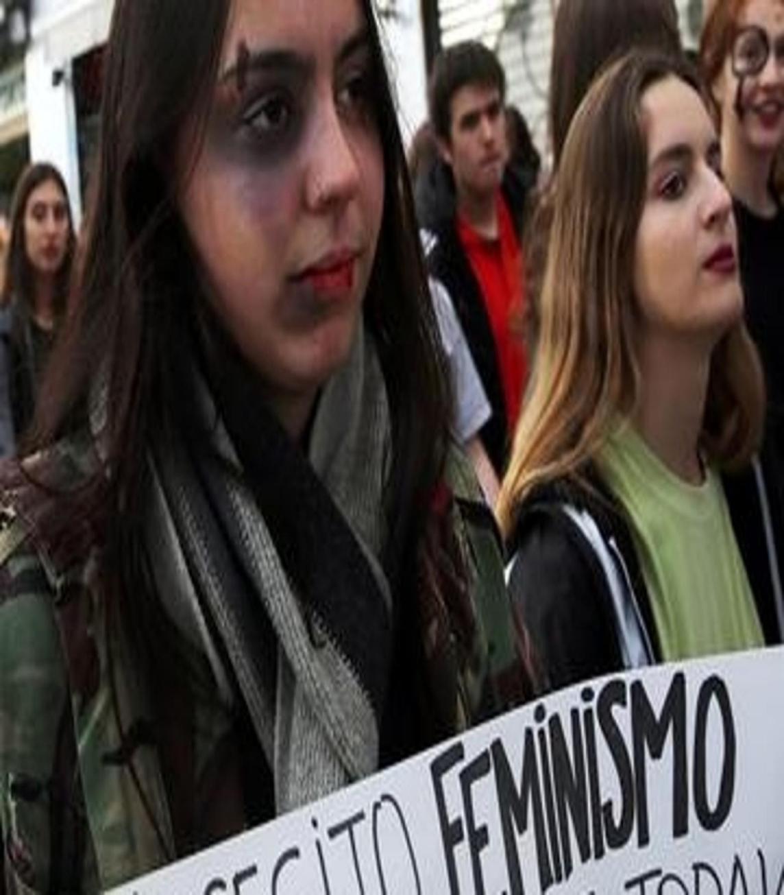 Argentine New Year Celebration: Cultural Collision and Exotic Carnival ...