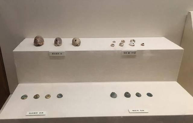 "Precious cultural relics" discovered in ancient tombs, but experts don ...