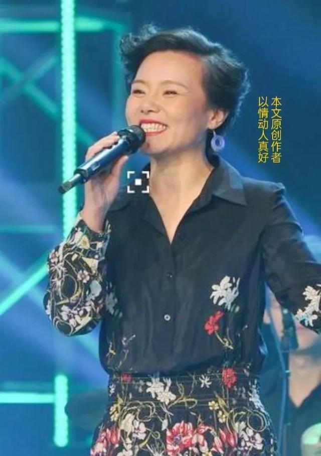 Why does a famous female singer feed her baby milk when she performs in ...