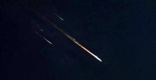 This man was a general of the Tang Dynasty. When he was born, a meteor ...