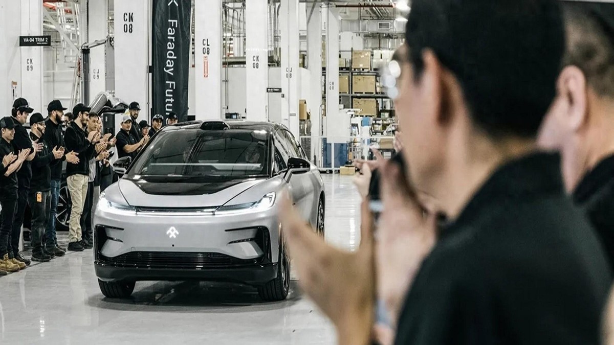 Jia Yueting has been making cars for 10 years and has delivered 10 cars ...