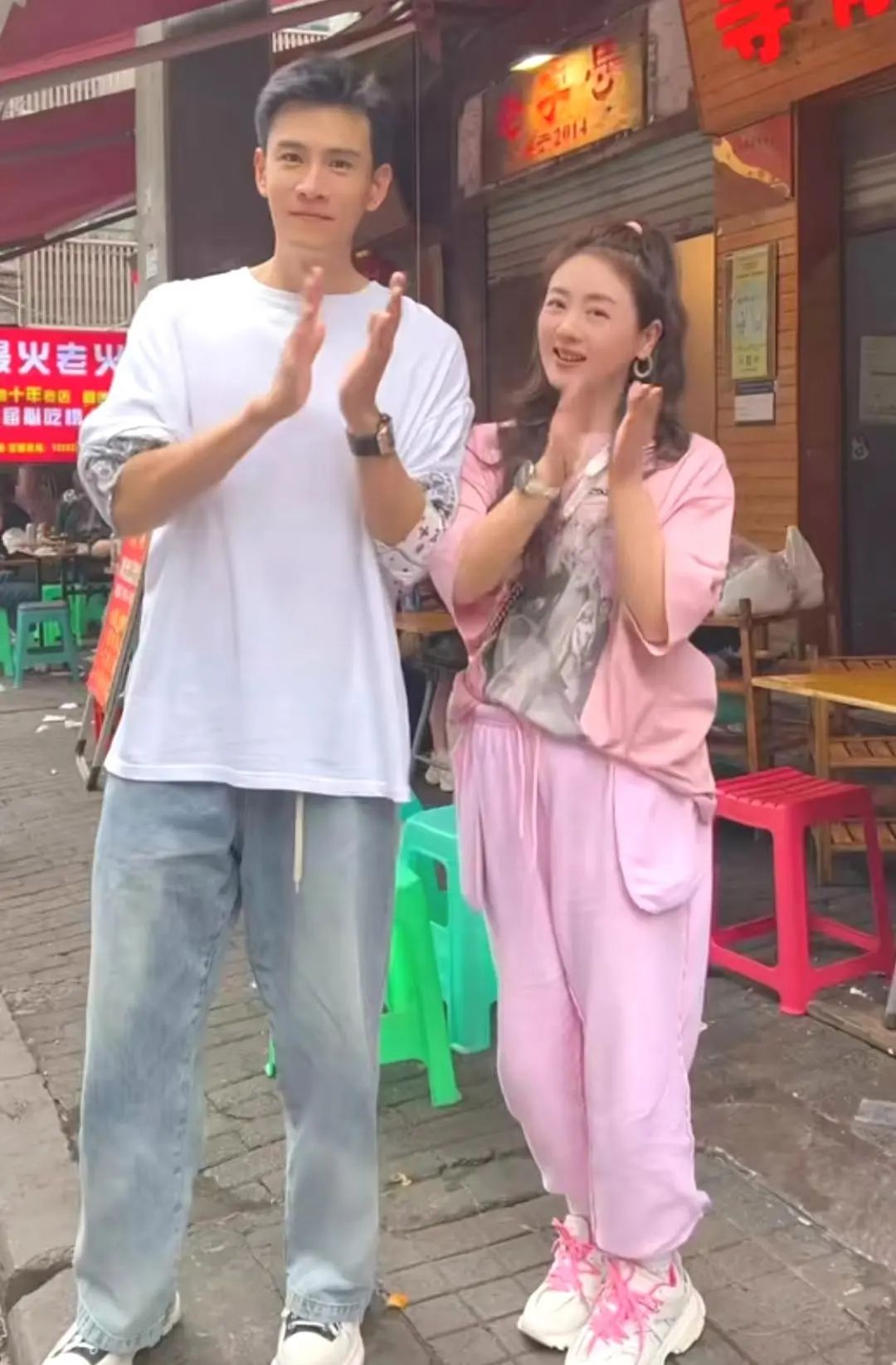 The true love story of Xiao Li Lin and Jing Chao, their low-key happy ...