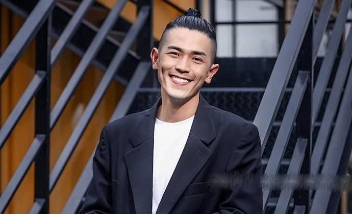 "Black Moonlight" Jiang Jijun, Zhuo Huiyun's actors: Ma Zhiwei, Lin ...