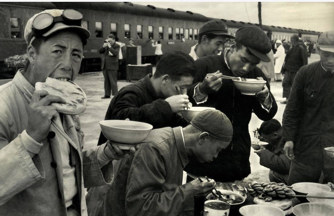 The pain of history you don't know: 30 old photos reveal the ...