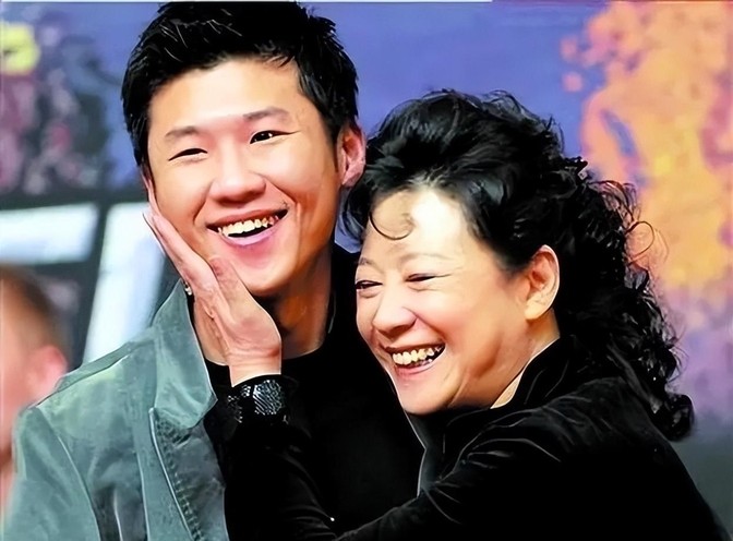 The true face of the 5 big connections artists: their acting skills ...