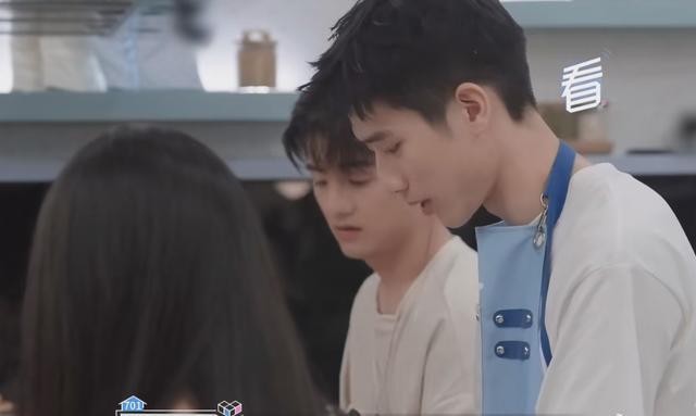 "Heart Signal Season 7" Peng Gao takes the initiative, and Weng Qingya's attitude is very clear ...