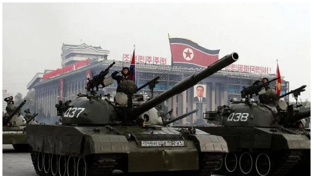 North Korea's "Sungun-915" tank: an imitation of Soviet tanks, with ...