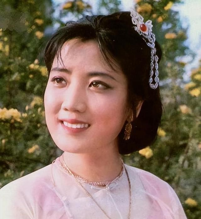 Double-award-winning actress Li Xiuming: Retired from business when she ...