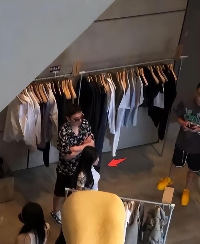 Wang Sicong's new love is exposed! Sun Yining's net worth is ...