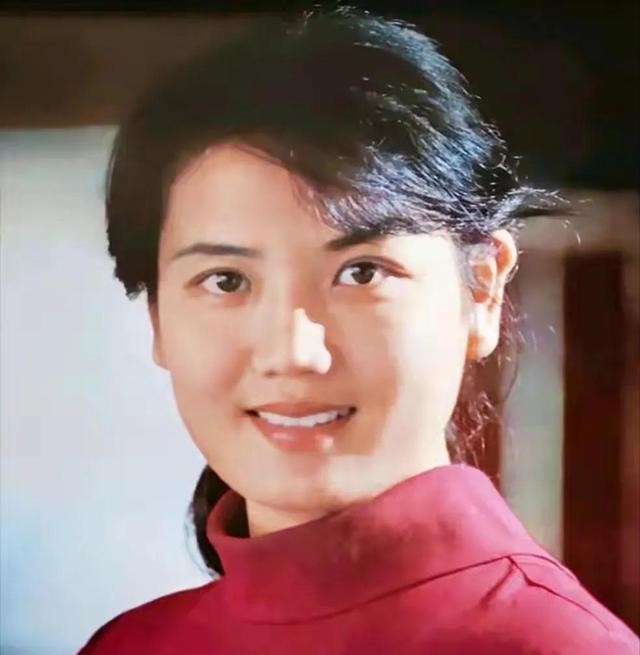 "Double-award-winning actress" Li Xiuming: retired from business when ...