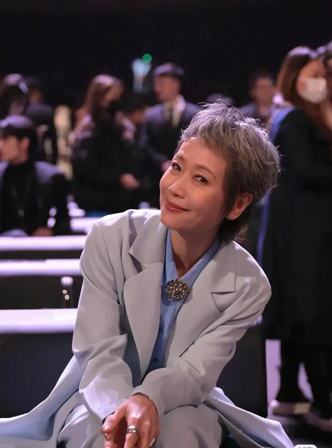 On Weibo night, I actually think Ye Tong is the prettiest - iMedia
