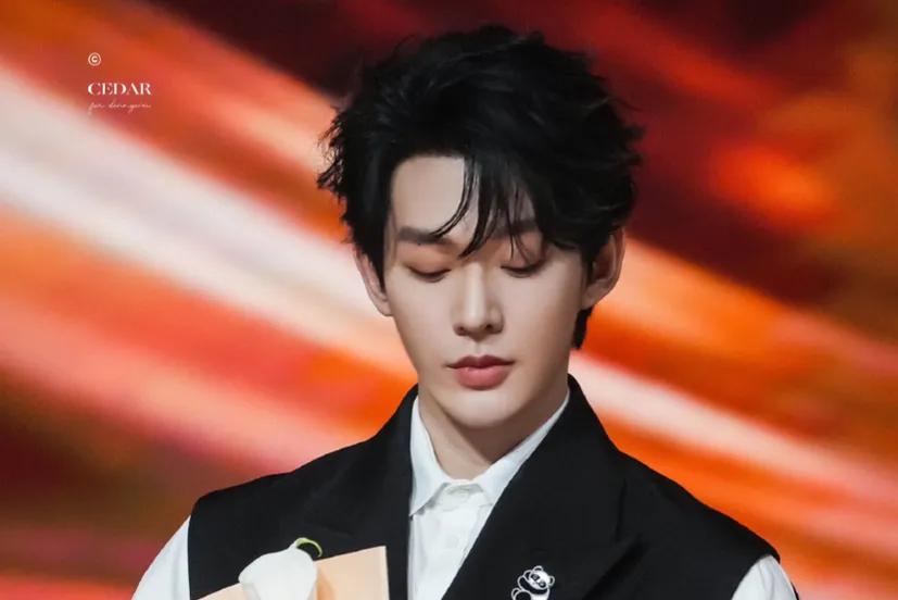 What does a male celebrity look like that makes men look "fascinated ...