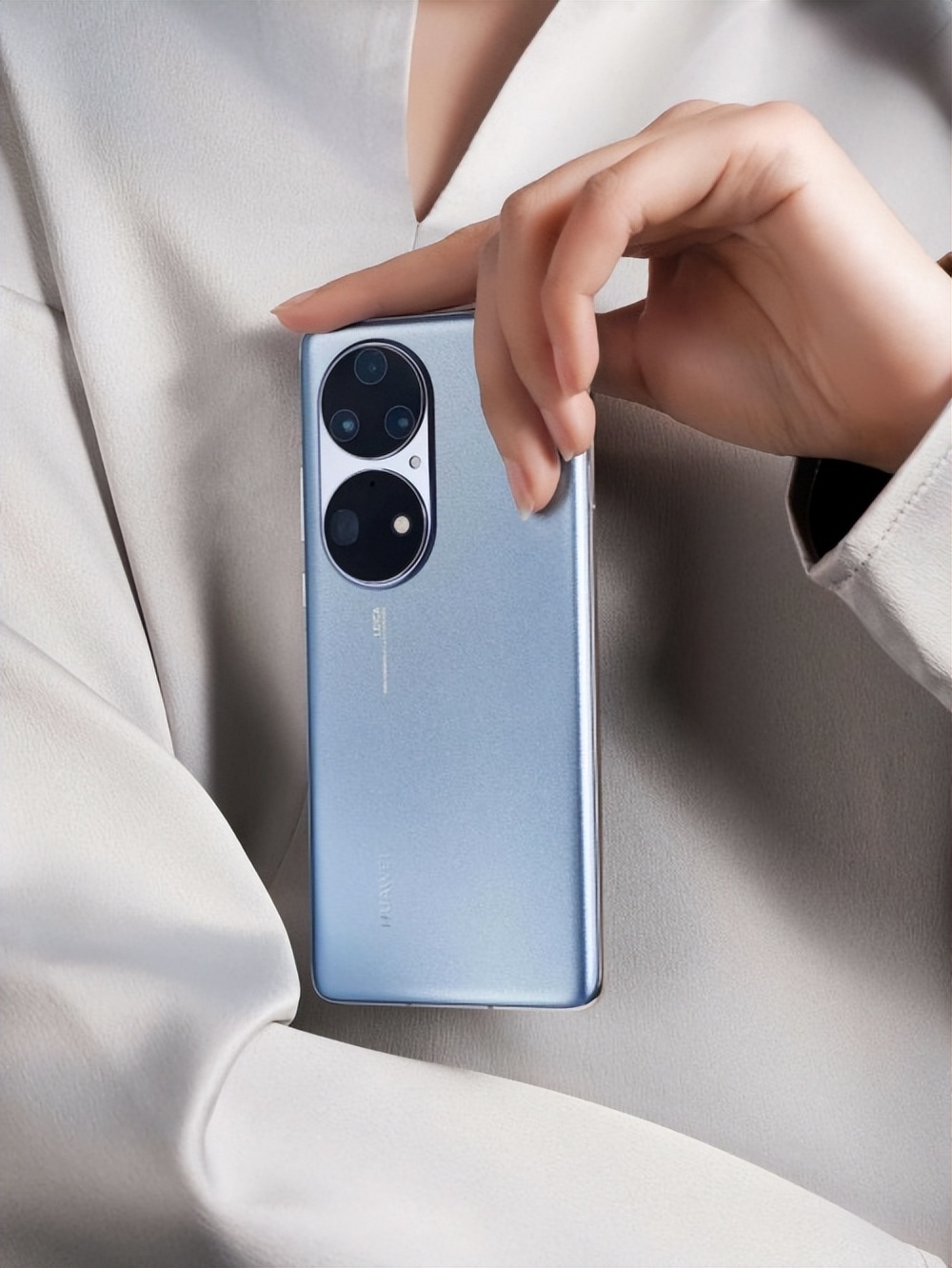 Directly hit the new color matching of Huawei P50 series mobile phones ...