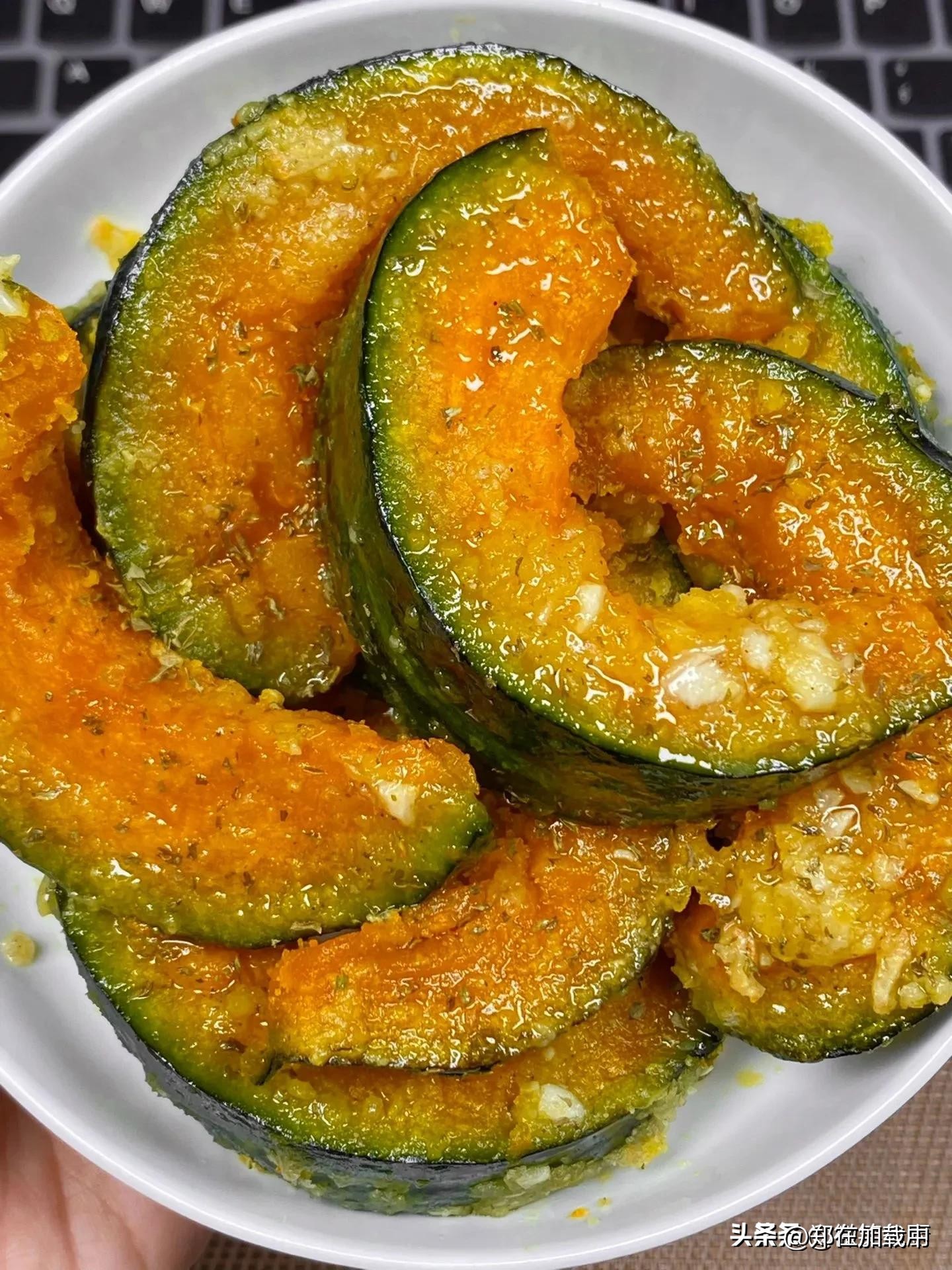 "Eat more melons in summer and don't need to take traditional Chinese ...