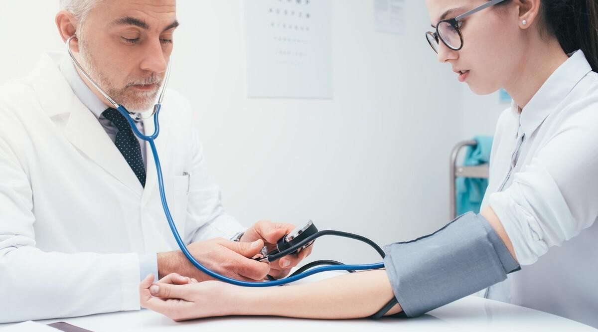 Being lazy and not exercising will lead to high blood pressure - iMedia