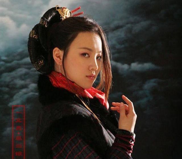 Lin Chong captured the beautiful Hu Sanniang alive, but he had to give ...