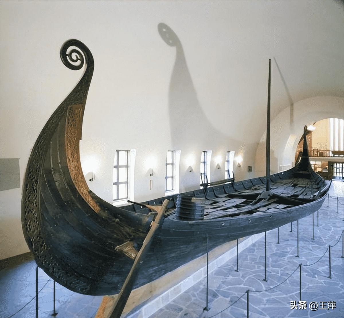 Old photos of World War II: Female collaborators in the German-occupied ...