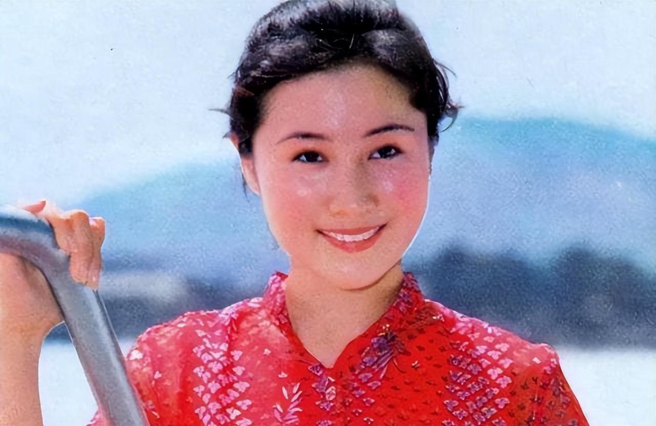 She is the goddess in the hearts of countless young people, but she ...