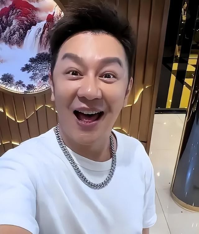 Full of technology and hard work, I endured Louis Koo and Chen Haomin ...