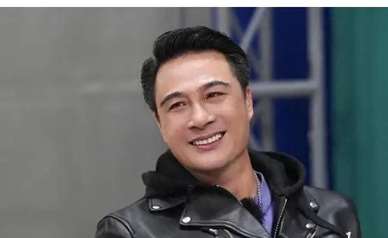 Zhang Rui suddenly got inspired and knelt down to worship Wu Zhenyu as ...