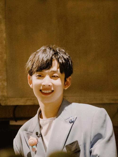Born into a military family and known as "He Jiong's successor", how ...