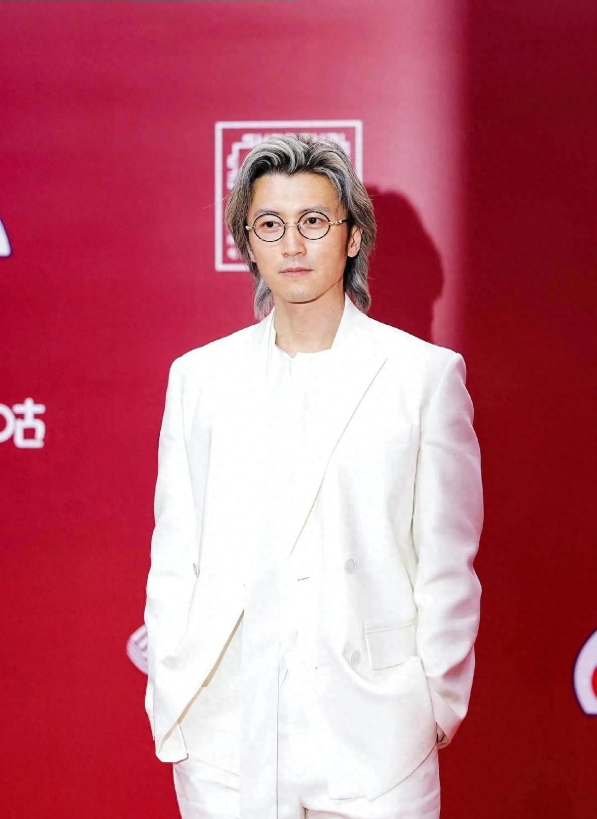 Facts show that Nicholas Tse, who comes from a superstar family, has ...