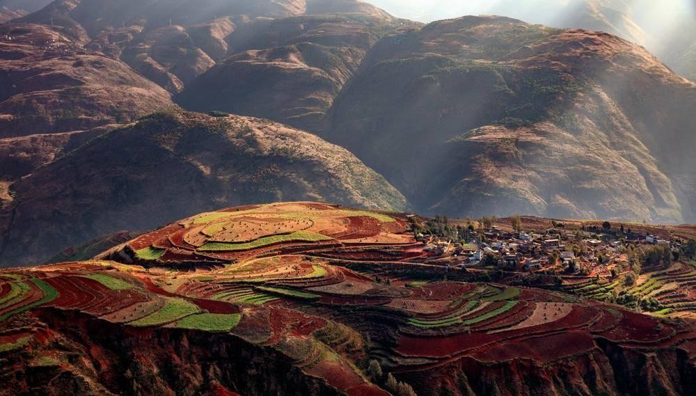 China has made remarkable achievements in the past decade and has ...