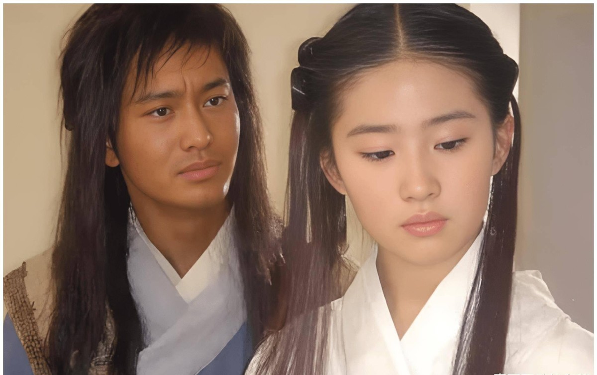 No wonder Huang Rong wanted to separate Yang Guo and Xiao Long Nu. You ...