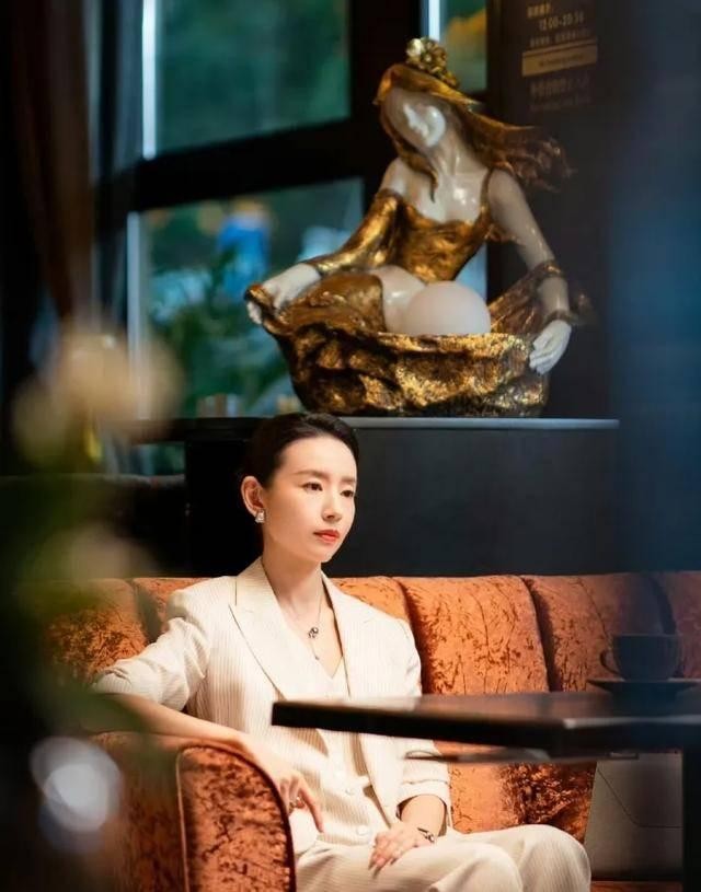 Dong Jie, the actor who plays Zeng Cheng in Half-Raw Men and Women ...