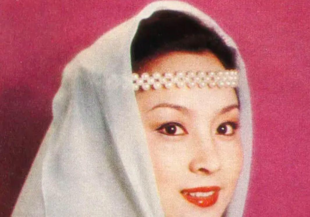 Zhen Zhen married her first love Xie Xian in her first marriage, and ...
