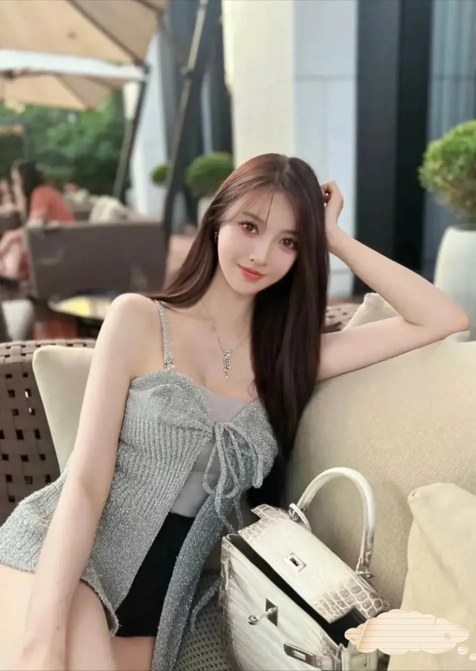 How did 32-year-old Ye Ke get Huang Xiaoming's approval after getting married for the second ...