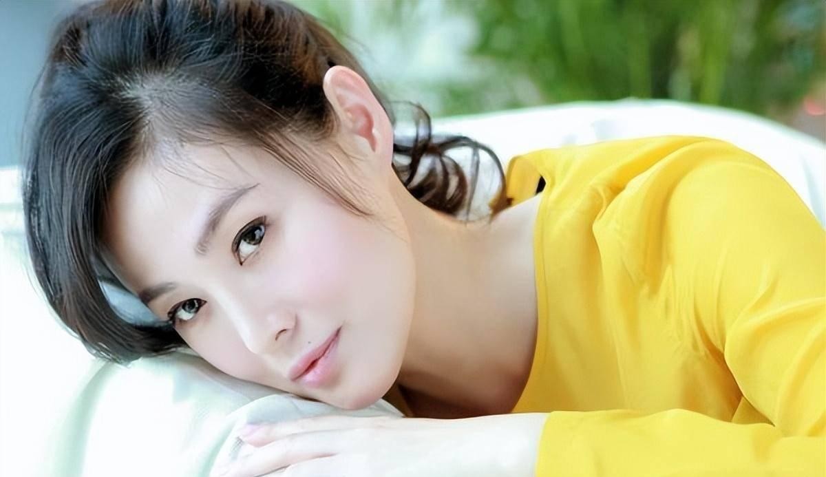 I can't bear it! I can't bear it! "Sister-in-law" Wang Siyi was also a beauty in the world back ...