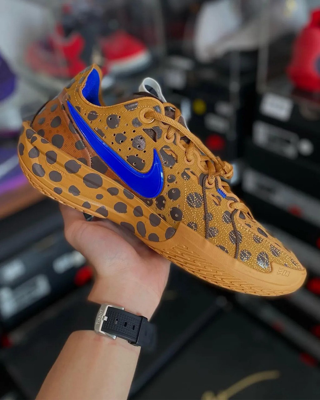 Another pair of Nike PE boots is now available! The design is super ...