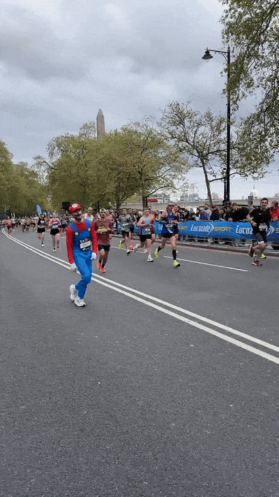 Marathon runners suddenly display "zombie gait", their brains yelling ...