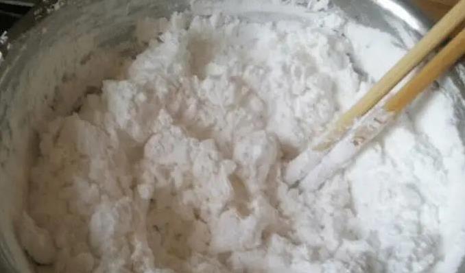 The crystal buns are ready in 10 minutes. They are crystal clear and ...