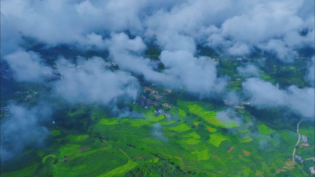 Come check it out! The Jiyi Great Rift Valley in Wuding is so beautiful ...