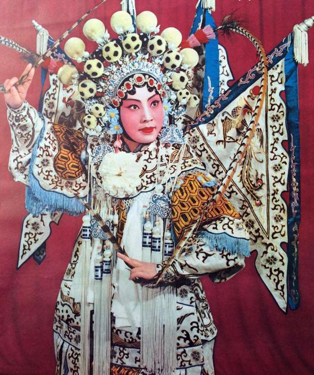 Magnolia Special Contribution Award winner Li Bingshu: She has never ...