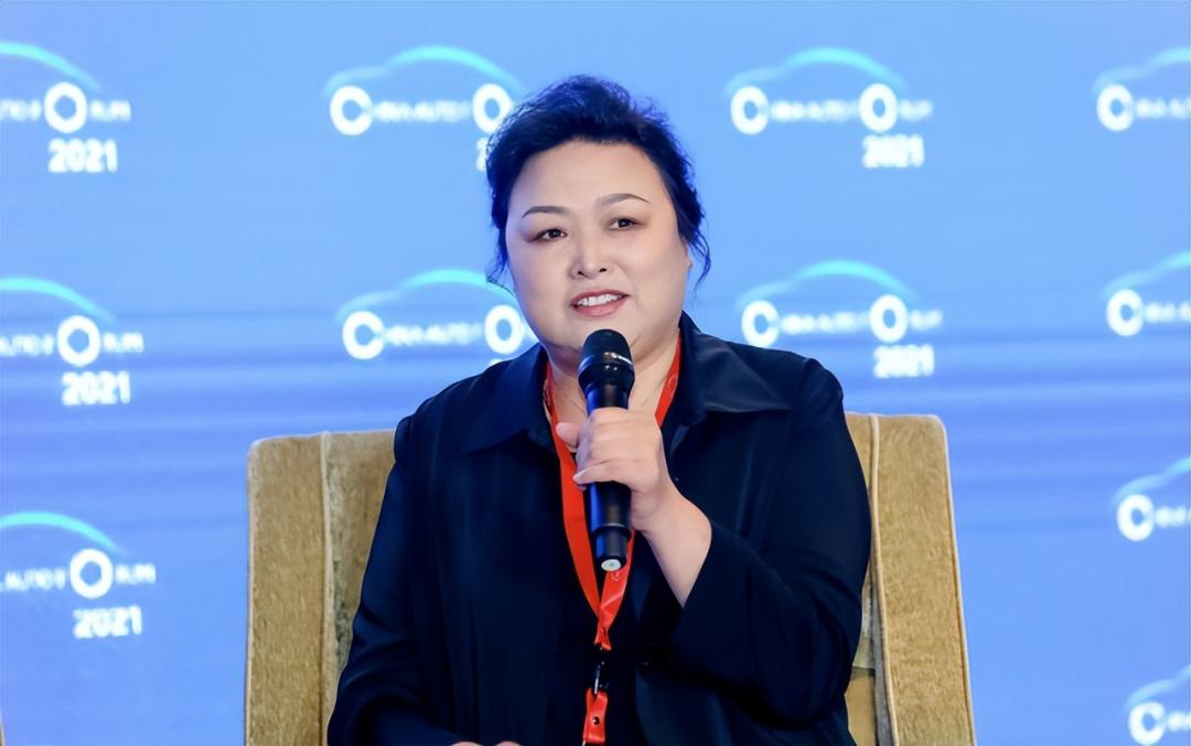 From spectators to "at the table", a large number of female CEOs are ...