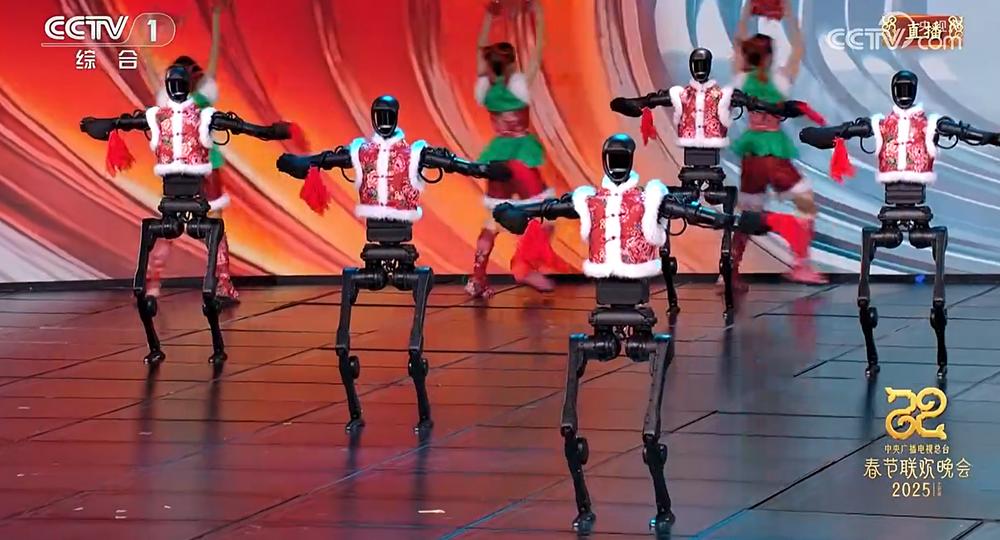 Led by Yu Shu, many black technologies appeared on the Spring Festival ...