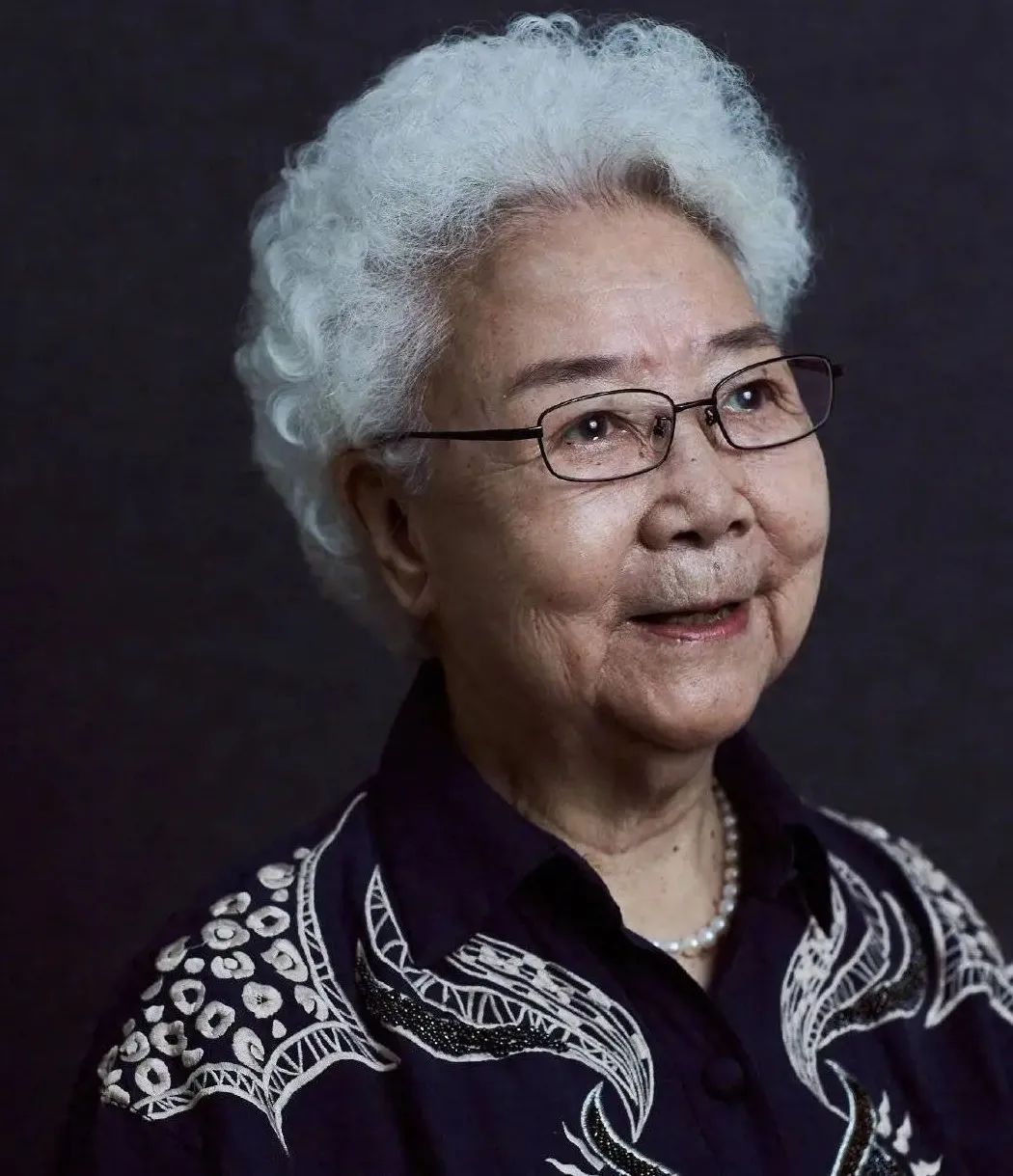 97-year-old Tian Hua: Teach you how to live elegantly to 100 - iMedia