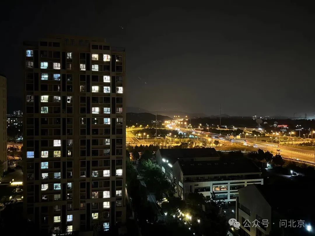 The noise level exceeded the standard. "He said the noise-proof fence ...