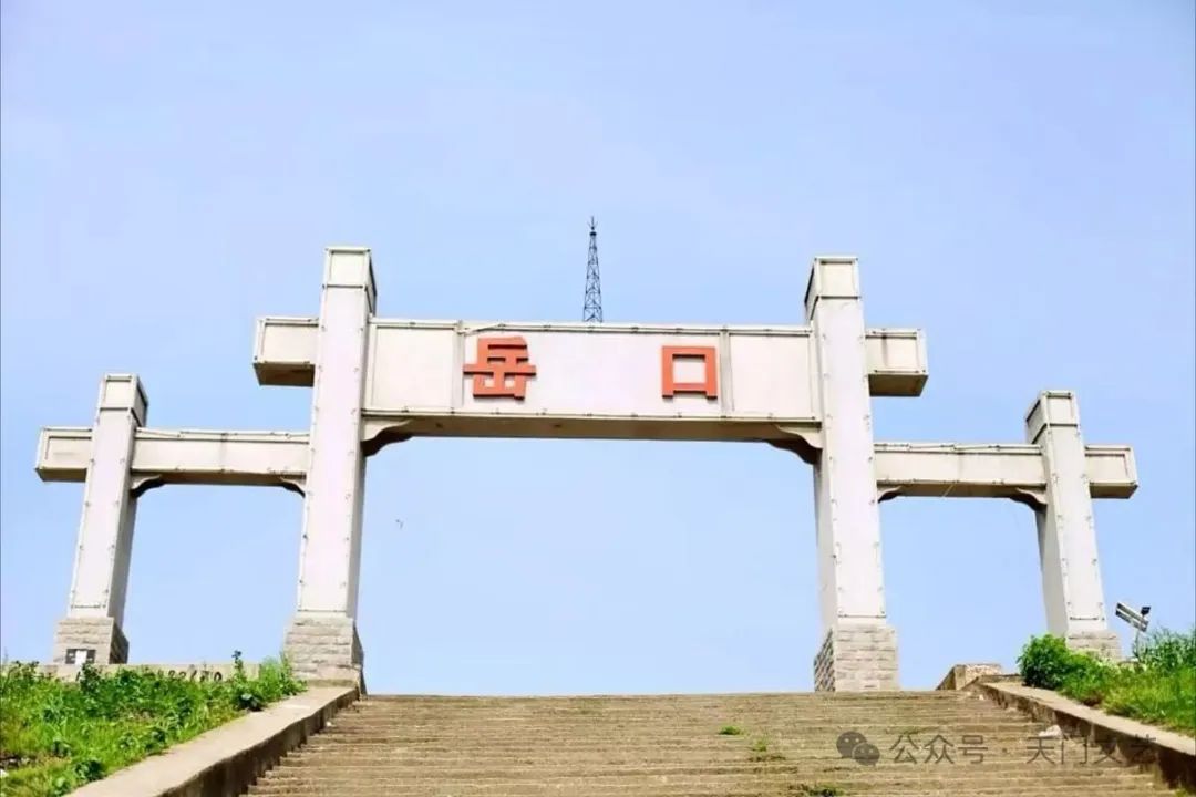 Wang Bingyan: Recalling the Xiangjiang River and Yuekou Dike Street ...
